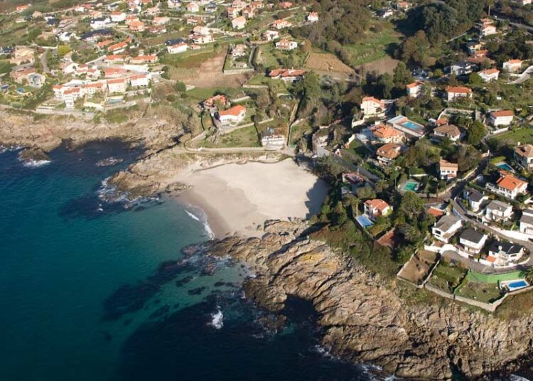 Los cinco buques de guerra «HMS Vigo» - VigoÉ