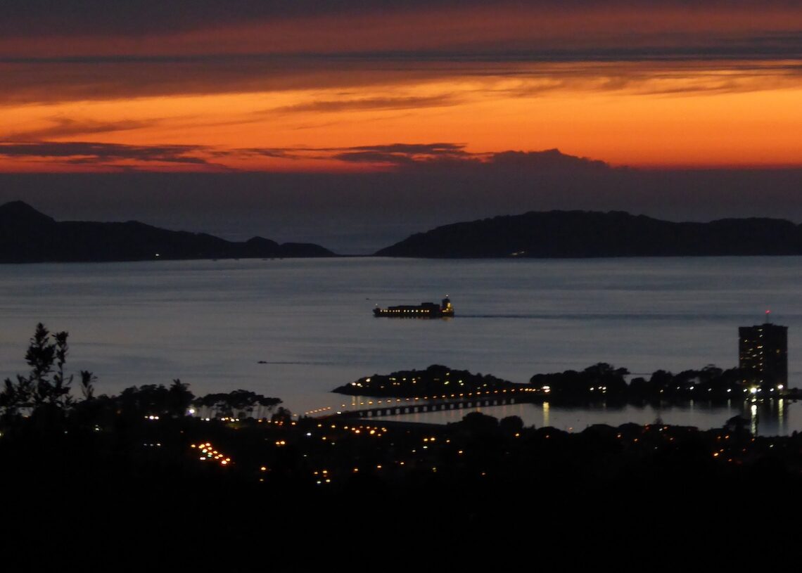Los cinco buques de guerra «HMS Vigo» - VigoÉ